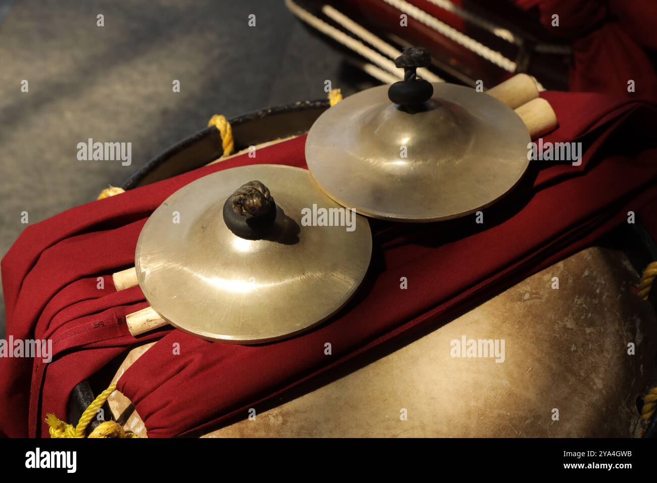 Discover Art. Meet its Keepers. Know its Roots.